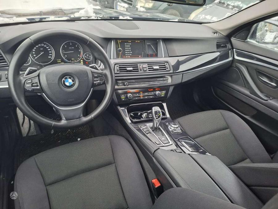 Zils BMW 520 2011 Šilutė, ar dzinēja tilpumu 2.00 L un nobraukumu 320 tūkst. km par 6999 €, foto 24 vietnē AUTOMOTO.COM.LV