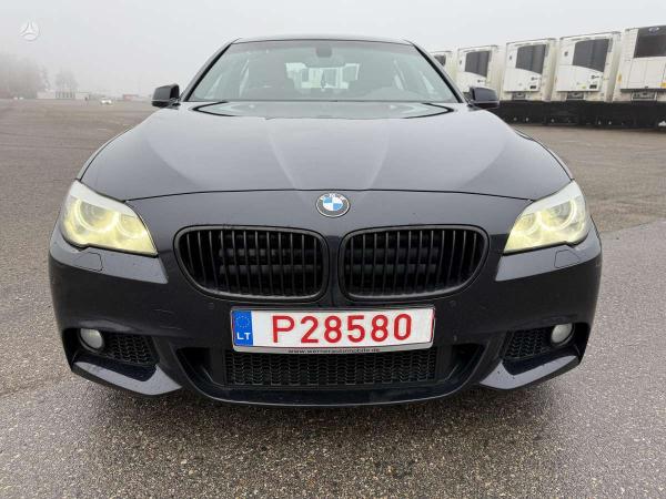 Blue BMW 520 2011 in Vilnius, with an engine capacity of 2.00 L and mileage of 304 thousand km for 9550 €, photo 2 on AUTOMOTO.COM.LV