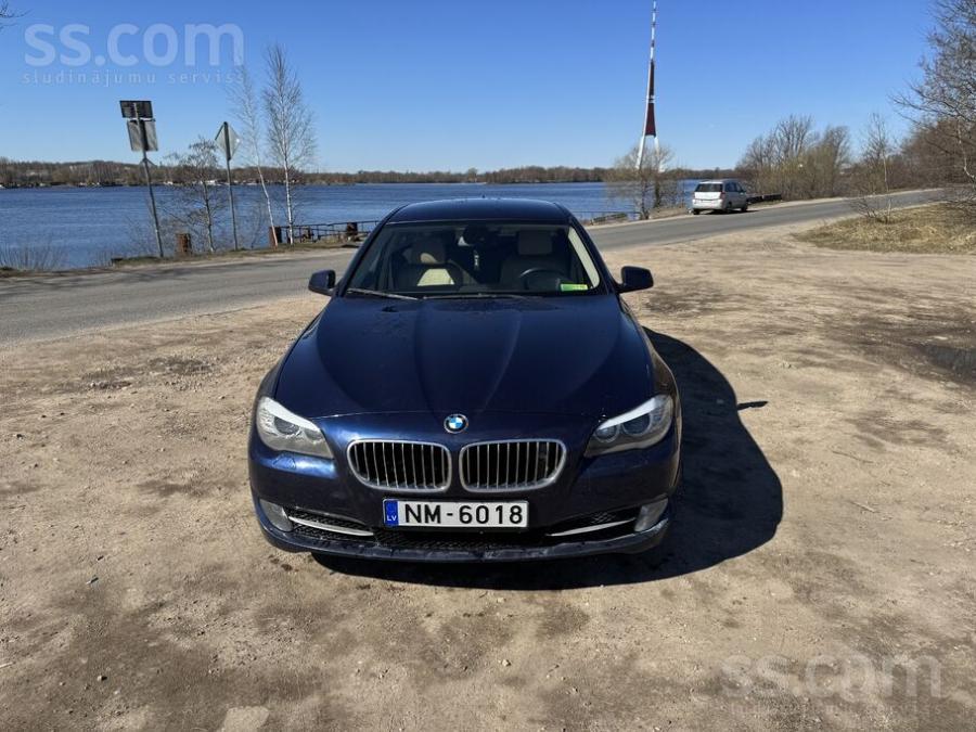 Zils BMW 520 2011 Rīga, ar dzinēja tilpumu 2.00 L un nobraukumu 312 tūkst. km par 7600 €, foto 5 vietnē AUTOMOTO.COM.LV