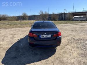 Zils BMW 520 2011 Rīga, ar dzinēja tilpumu 2.00 L un nobraukumu 312 tūkst. km par 7600 €, foto 6 vietnē AUTOMOTO.COM.LV