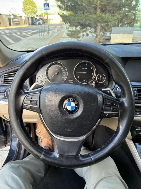 Blue BMW 520 2011 in Vilnius, with an engine capacity of 2.00 L and mileage of 326 thousand km for 8500 €, photo 8 on AUTOMOTO.COM.LV