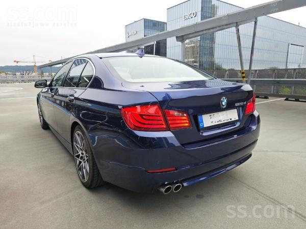 Zils BMW 520 2011 Viļņa, ar dzinēja tilpumu 2.00 L un nobraukumu 306 tūkst. km par 8999 €, foto 5 vietnē AUTOMOTO.COM.LV