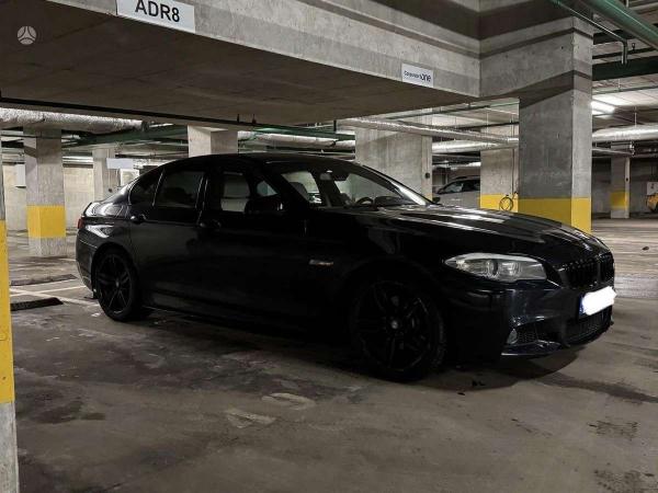 Blue BMW 520 2011 in Vilnius, with an engine capacity of 0.00 L and mileage of 302 thousand km for 13800 €, photo 3 on AUTOMOTO.COM.LV