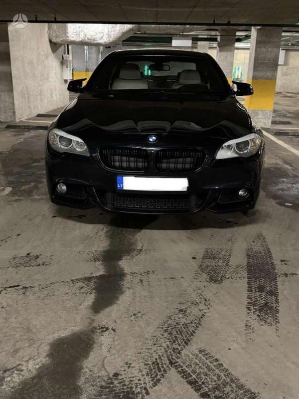 Blue BMW 520 2011 in Vilnius, with an engine capacity of 0.00 L and mileage of 302 thousand km for 13800 €, photo 4 on AUTOMOTO.COM.LV