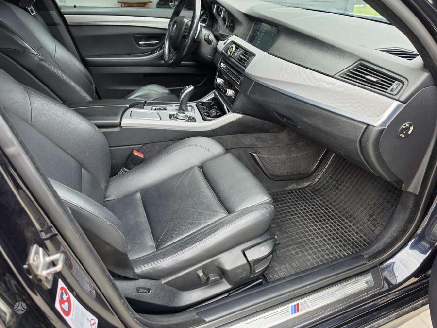 Blue BMW 520 2011 in Silute, with an engine capacity of 2.00 L and mileage of 238 thousand km for 8200 €, photo 22 on AUTOMOTO.COM.LV