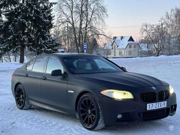 Blue BMW 520 2012 in Trakai, with an engine capacity of 2.00 L and mileage of 288 thousand km for 8800 €, photo 3 on AUTOMOTO.COM.LV