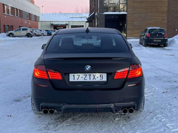 Blue BMW 520 2012 in Trakai, with an engine capacity of 2.00 L and mileage of 288 thousand km for 8800 €, photo 5 on AUTOMOTO.COM.LV