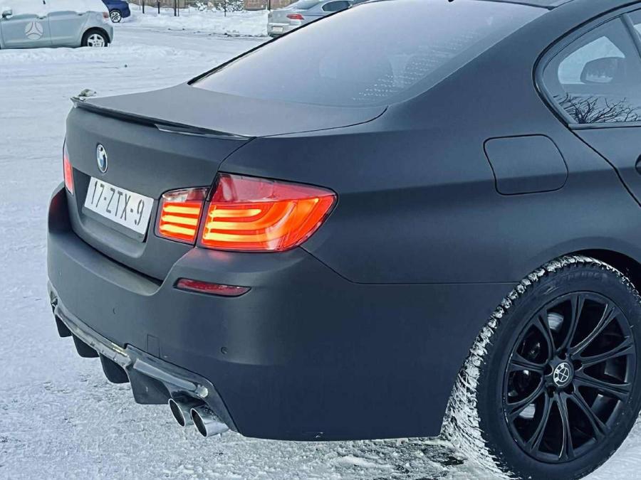 Zils BMW 520 2012 Trakai, ar dzinēja tilpumu 2.00 L un nobraukumu 288 tūkst. km par 8800 €, foto 9 vietnē AUTOMOTO.COM.LV