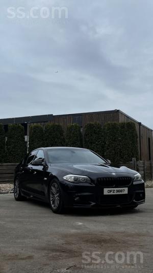 Blue BMW 520 2012 in Riga, with an engine capacity of 2.00 L and mileage of 280 thousand km for 4000 €, photo 3 on AUTOMOTO.COM.LV