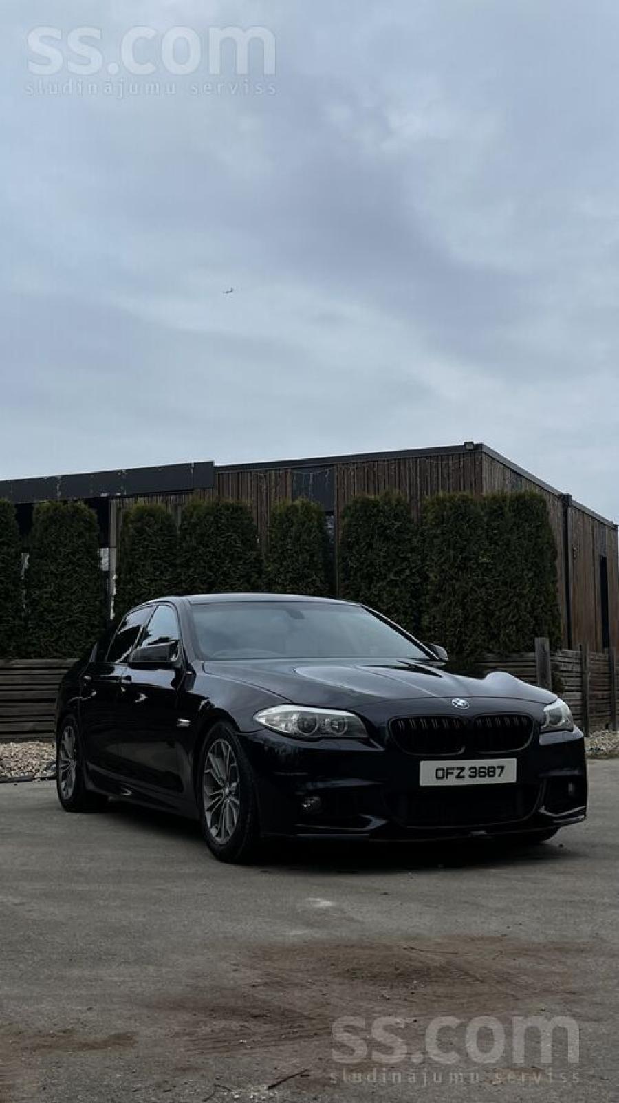 Blue BMW 520 2012 in Riga, with an engine capacity of 2.00 L and mileage of 280 thousand km for 4000 €, photo 3 on AUTOMOTO.COM.LV