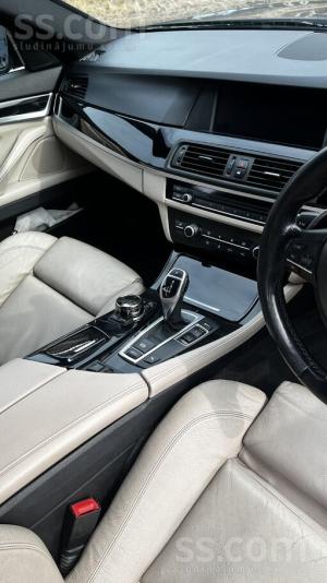 Blue BMW 520 2012 in Riga, with an engine capacity of 2.00 L and mileage of 280 thousand km for 4000 €, photo 14 on AUTOMOTO.COM.LV
