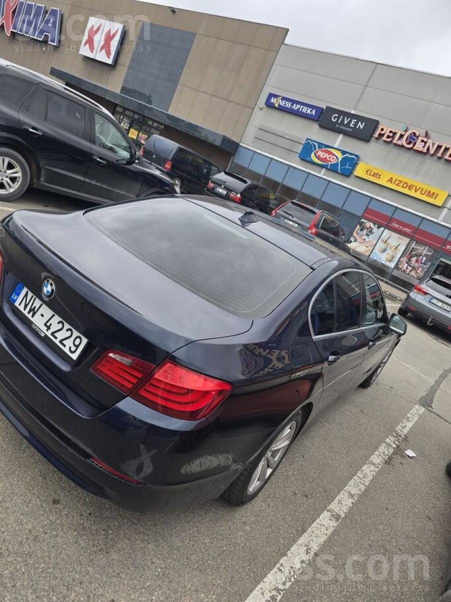 Zils BMW 520 2012 Gulbene, ar dzinēja tilpumu 2.00 L un nobraukumu 233 tūkst. km par 9995 €, foto 6 vietnē AUTOMOTO.COM.LV