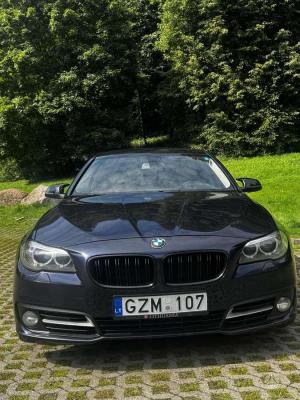 Zils BMW 520 2013 Viļņa, ar dzinēja tilpumu 2.00 L un nobraukumu 332 tūkst. km par 10200 €, foto  vietnē AUTOMOTO.COM.LV