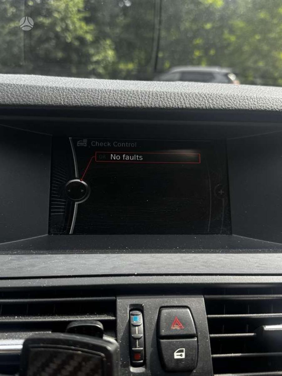 Zils BMW 520 2013 Viļņa, ar dzinēja tilpumu 2.00 L un nobraukumu 332 tūkst. km par 10200 €, foto 11 vietnē AUTOMOTO.COM.LV