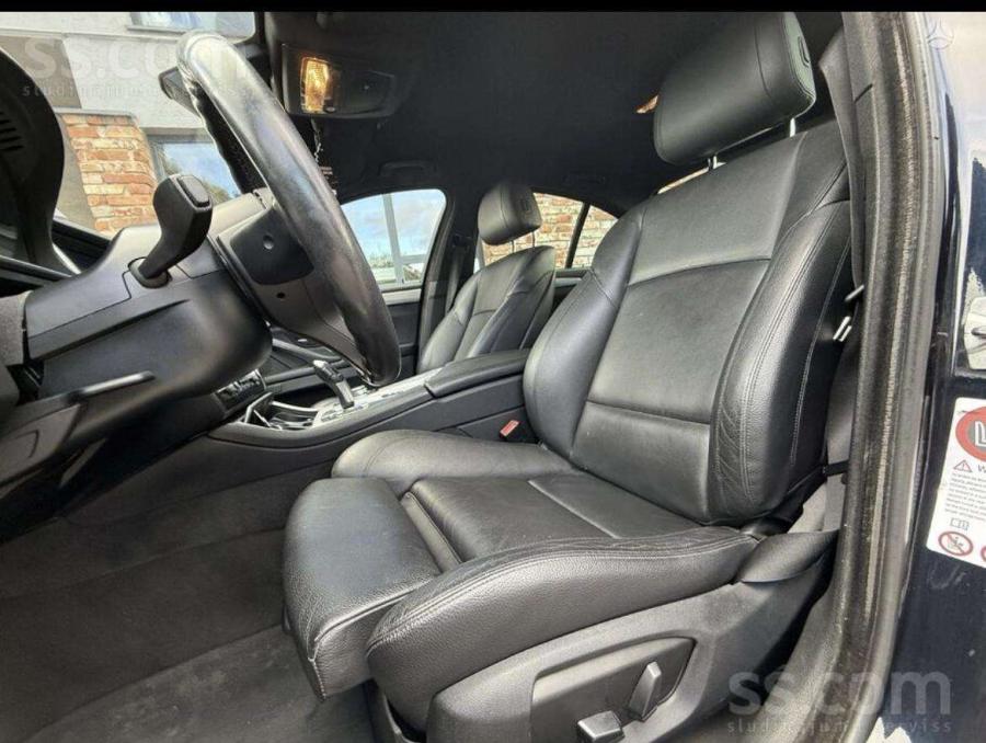 Zils BMW 520 2013 Talsi, ar dzinēja tilpumu 2.00 L un nobraukumu 275 tūkst. km par 11000 €, foto 7 vietnē AUTOMOTO.COM.LV