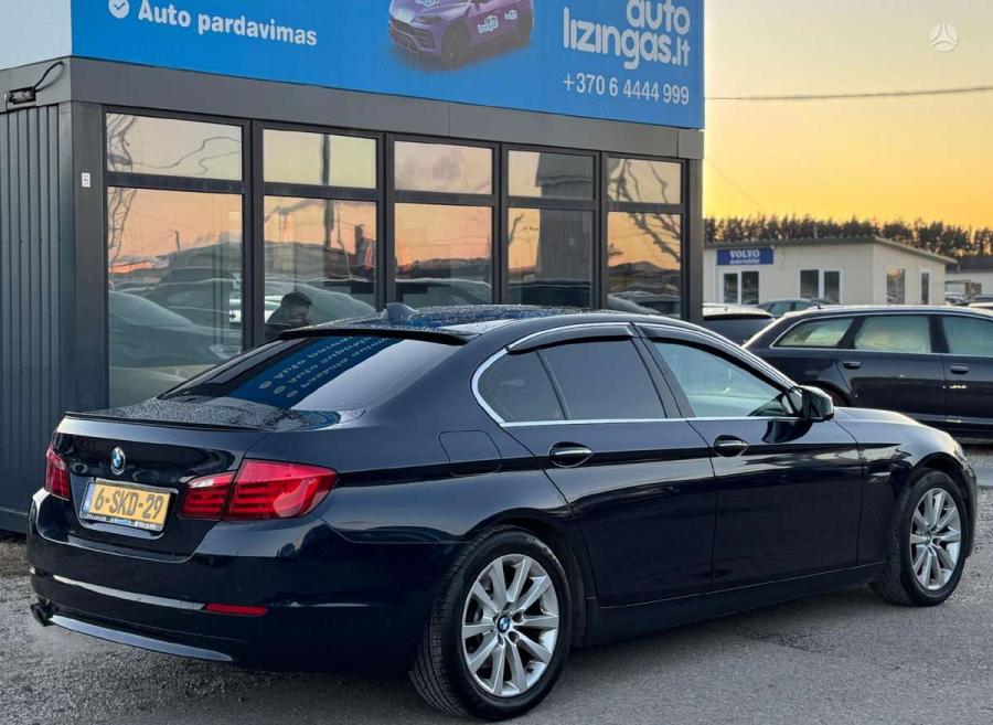 Blue BMW 520 2014 in Vilnius, with an engine capacity of 2.00 L and mileage of 227 thousand km for 8650 €, photo 4 on AUTOMOTO.COM.LV