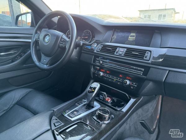 Blue BMW 520 2014 in Vilnius, with an engine capacity of 2.00 L and mileage of 227 thousand km for 8650 €, photo 10 on AUTOMOTO.COM.LV