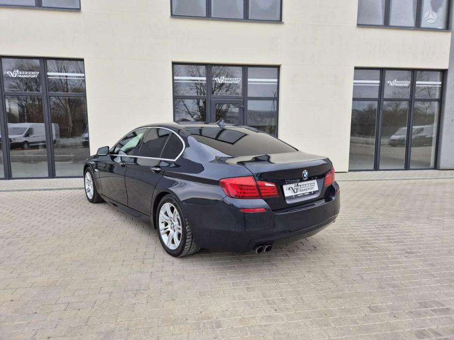 Blue BMW 520 2014 in Marijampole, with an engine capacity of 2.00 L and mileage of 254 thousand km for 9000 €, photo 7 on AUTOMOTO.COM.LV
