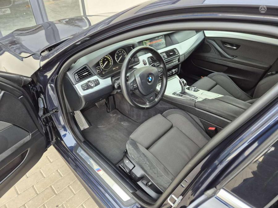 Blue BMW 520 2014 in Marijampole, with an engine capacity of 2.00 L and mileage of 254 thousand km for 9000 €, photo 11 on AUTOMOTO.COM.LV