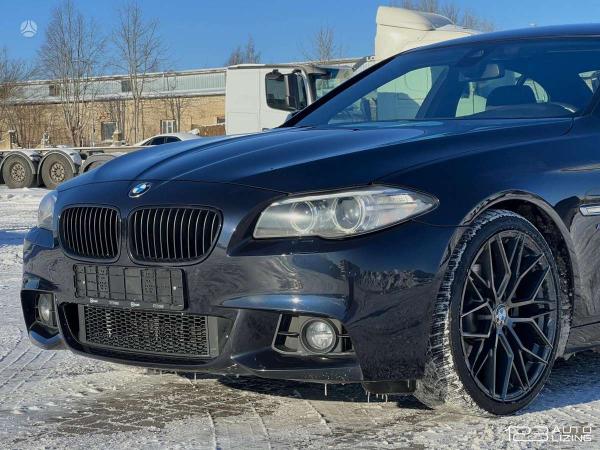 Blue BMW 520 2015 in Taurage, with an engine capacity of 2.00 L and mileage of 211 thousand km for 13200 €, photo 2 on AUTOMOTO.COM.LV