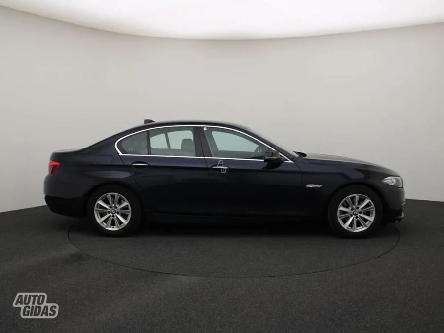 Zils BMW 520 2015 Viļņa, ar dzinēja tilpumu 2.00 L un nobraukumu 247 tūkst. km par 13399 €, foto 10 vietnē AUTOMOTO.COM.LV