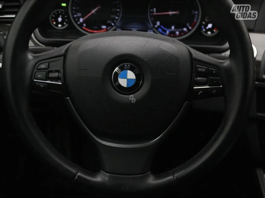 Zils BMW 520 2015 Viļņa, ar dzinēja tilpumu 2.00 L un nobraukumu 247 tūkst. km par 13399 €, foto 19 vietnē AUTOMOTO.COM.LV