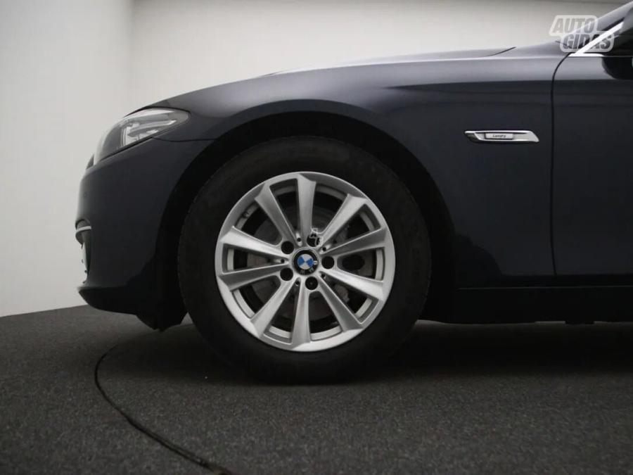 Zils BMW 520 2015 Viļņa, ar dzinēja tilpumu 2.00 L un nobraukumu 247 tūkst. km par 13399 €, foto 29 vietnē AUTOMOTO.COM.LV