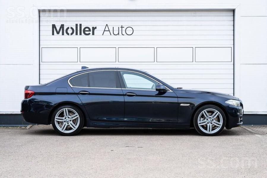 Blue BMW 520 2015 in Riga, with an engine capacity of 2.00 L and mileage of 153 thousand km for 14450 €, photo 6 on AUTOMOTO.COM.LV