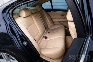 Blue BMW 520 2015 in Riga, with an engine capacity of 2.00 L and mileage of 153 thousand km for 14450 €, photo 8 on AUTOMOTO.COM.LV