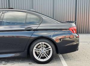 Blue BMW 520 2015 in Kaunas, with an engine capacity of 2.00 L and mileage of 240 thousand km for 14900 €, photo 42 on AUTOMOTO.COM.LV