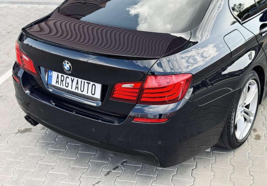 Blue BMW 520 2015 in Kaunas, with an engine capacity of 2.00 L and mileage of 240 thousand km for 14900 €, photo 48 on AUTOMOTO.COM.LV
