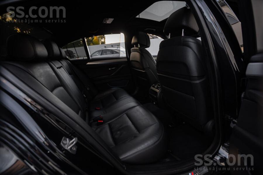 Zils BMW 520 2015 Jelgava, ar dzinēja tilpumu 2.00 L un nobraukumu 280 tūkst. km par 15200 €, foto 10 vietnē AUTOMOTO.COM.LV