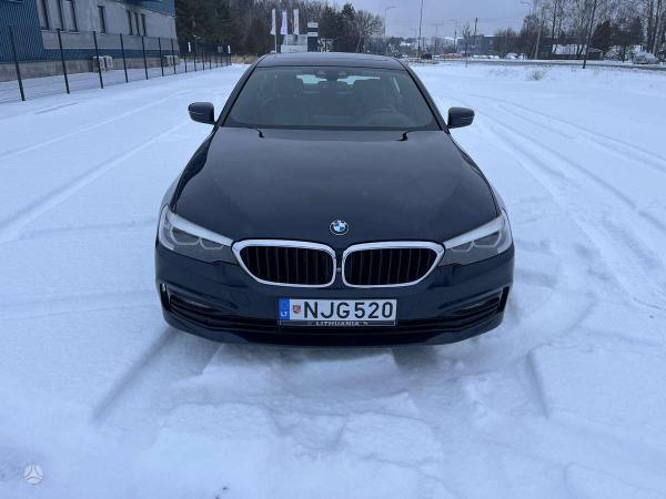 Blue BMW 520 2017 in Kaunas, with an engine capacity of 2.00 L and mileage of 374 thousand km for 17200 €, photo 2 on AUTOMOTO.COM.LV