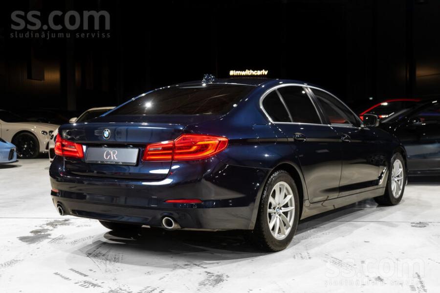 Blue BMW 520 2017 in Riga, with an engine capacity of 2.00 L and mileage of 95 thousand km for 23380 €, photo 4 on AUTOMOTO.COM.LV