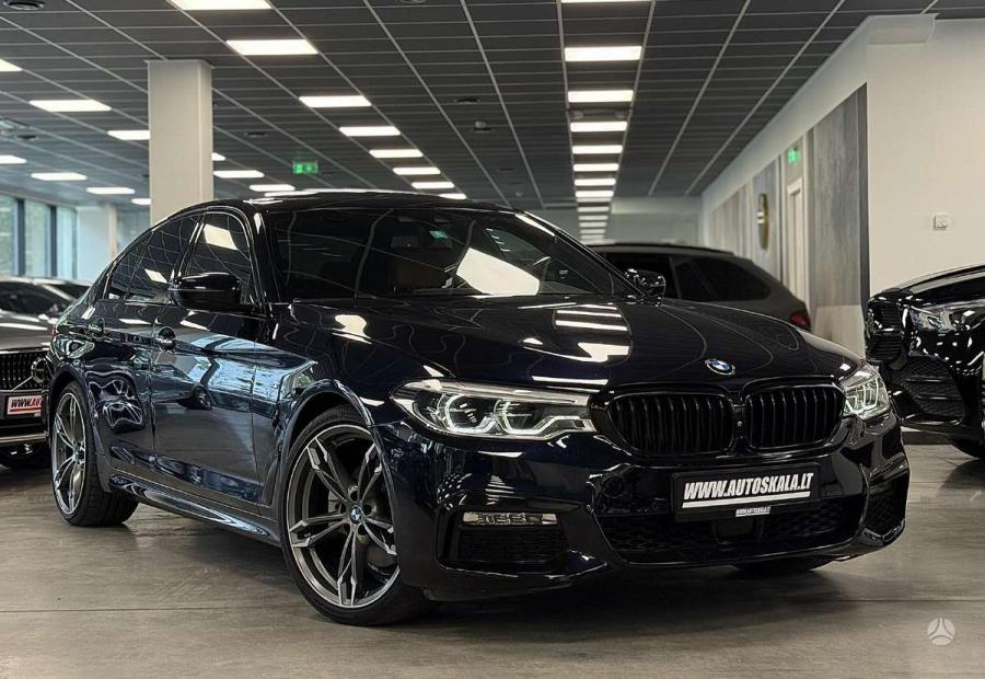 Blue BMW 520 2017 in Klaipeda, with an engine capacity of 2.00 L and mileage of 258 thousand km for 24900 €, photo 12 on AUTOMOTO.COM.LV