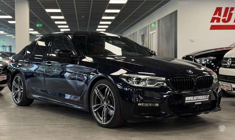 Blue BMW 520 2017 in Klaipeda, with an engine capacity of 2.00 L and mileage of 258 thousand km for 24900 €, photo 13 on AUTOMOTO.COM.LV