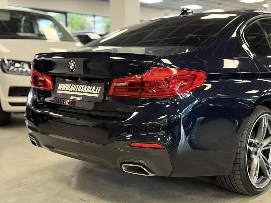 Blue BMW 520 2017 in Klaipeda, with an engine capacity of 2.00 L and mileage of 258 thousand km for 24900 €, photo 14 on AUTOMOTO.COM.LV