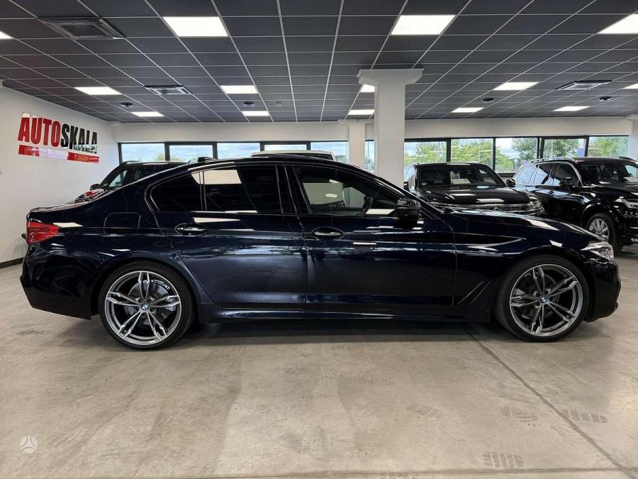 Blue BMW 520 2017 in Klaipeda, with an engine capacity of 2.00 L and mileage of 258 thousand km for 24900 €, photo 17 on AUTOMOTO.COM.LV
