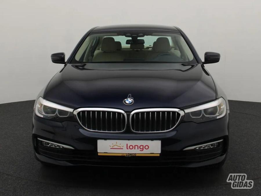 Blue BMW 520 2017 in Vilnius, with an engine capacity of 2.00 L and mileage of 230 thousand km for 18199 €, photo 3 on AUTOMOTO.COM.LV