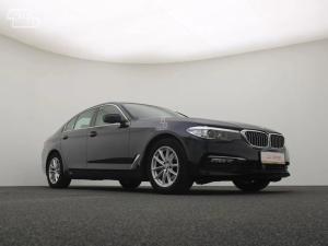 Blue BMW 520 2017 in Vilnius, with an engine capacity of 2.00 L and mileage of 230 thousand km for 18199 €, photo 11 on AUTOMOTO.COM.LV