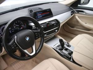 Blue BMW 520 2017 in Vilnius, with an engine capacity of 2.00 L and mileage of 230 thousand km for 18199 €, photo 16 on AUTOMOTO.COM.LV