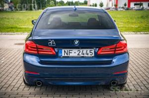Zils BMW 520 2017 Rīga, ar dzinēja tilpumu 2.00 L un nobraukumu 271 tūkst. km par 16990 €, foto 6 vietnē AUTOMOTO.COM.LV