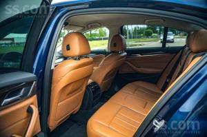 Zils BMW 520 2017 Rīga, ar dzinēja tilpumu 2.00 L un nobraukumu 271 tūkst. km par 16990 €, foto 16 vietnē AUTOMOTO.COM.LV