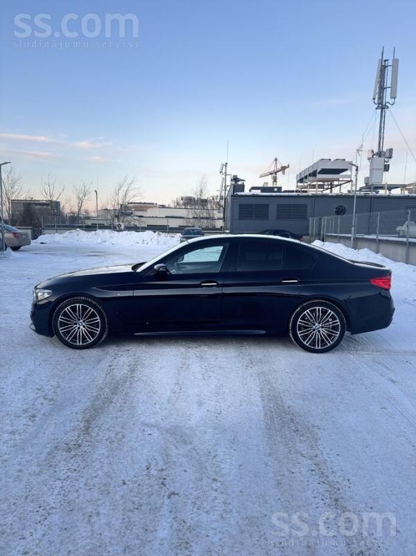 Blue BMW 520 2017 in Riga, with an engine capacity of 2.00 L and mileage of 155 thousand km for 20900 €, photo 2 on AUTOMOTO.COM.LV