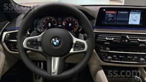 Blue BMW 520 2017 in Riga, with an engine capacity of 2.00 L and mileage of 125 thousand km for 20800 €, photo 13 on AUTOMOTO.COM.LV