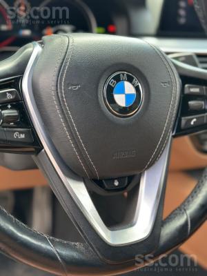 Blue BMW 520 2017 in Bauska, with an engine capacity of 2.00 L and mileage of 209 thousand km for 20500 €, photo 14 on AUTOMOTO.COM.LV