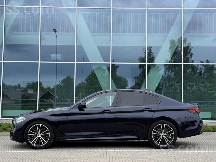 Blue BMW 520 2017 in Rezekne, with an engine capacity of 2.00 L and mileage of 181 thousand km for 22590 €, photo 3 on AUTOMOTO.COM.LV