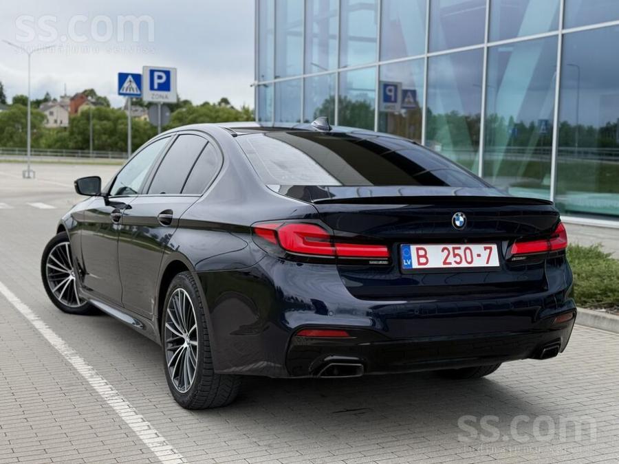 Blue BMW 520 2017 in Rezekne, with an engine capacity of 2.00 L and mileage of 181 thousand km for 22590 €, photo 11 on AUTOMOTO.COM.LV