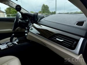 Blue BMW 520 2017 in Rezekne, with an engine capacity of 2.00 L and mileage of 181 thousand km for 22590 €, photo 20 on AUTOMOTO.COM.LV