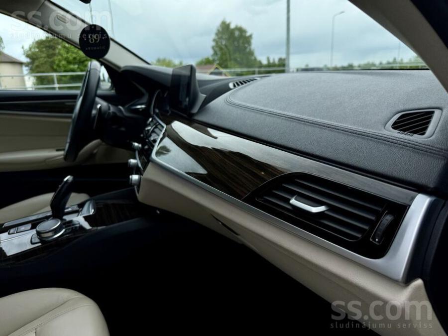 Blue BMW 520 2017 in Rezekne, with an engine capacity of 2.00 L and mileage of 181 thousand km for 22590 €, photo 20 on AUTOMOTO.COM.LV
